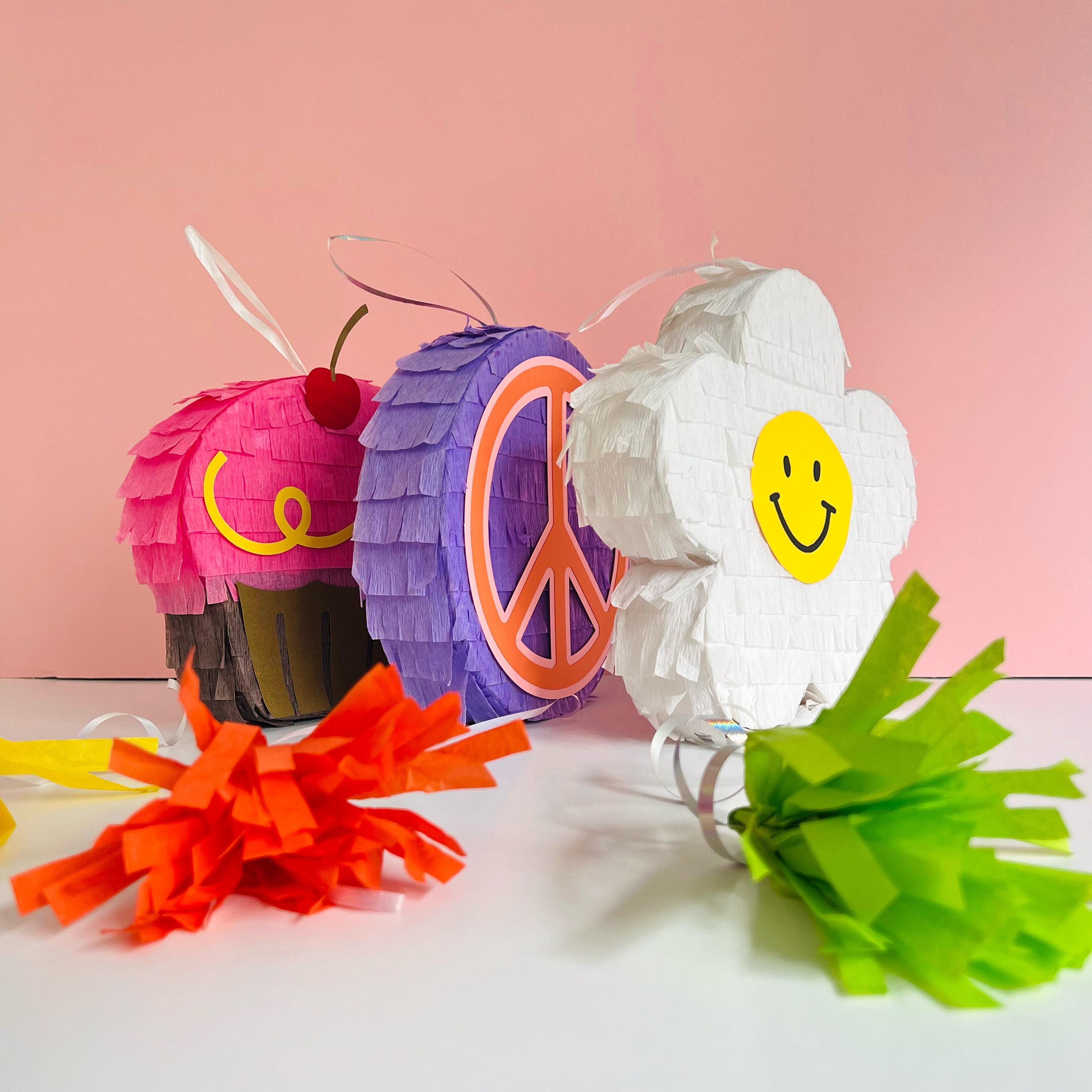 Daisy Mini Piñata / Party Decoration / Hippie Party / Party Favors ...