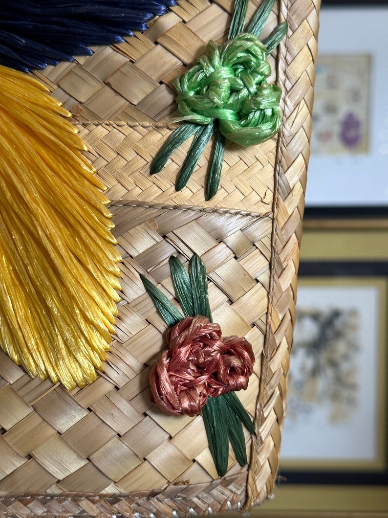 Vintage Bahamian Straw Bag With Straw Flowers and Real Shells Flower ...