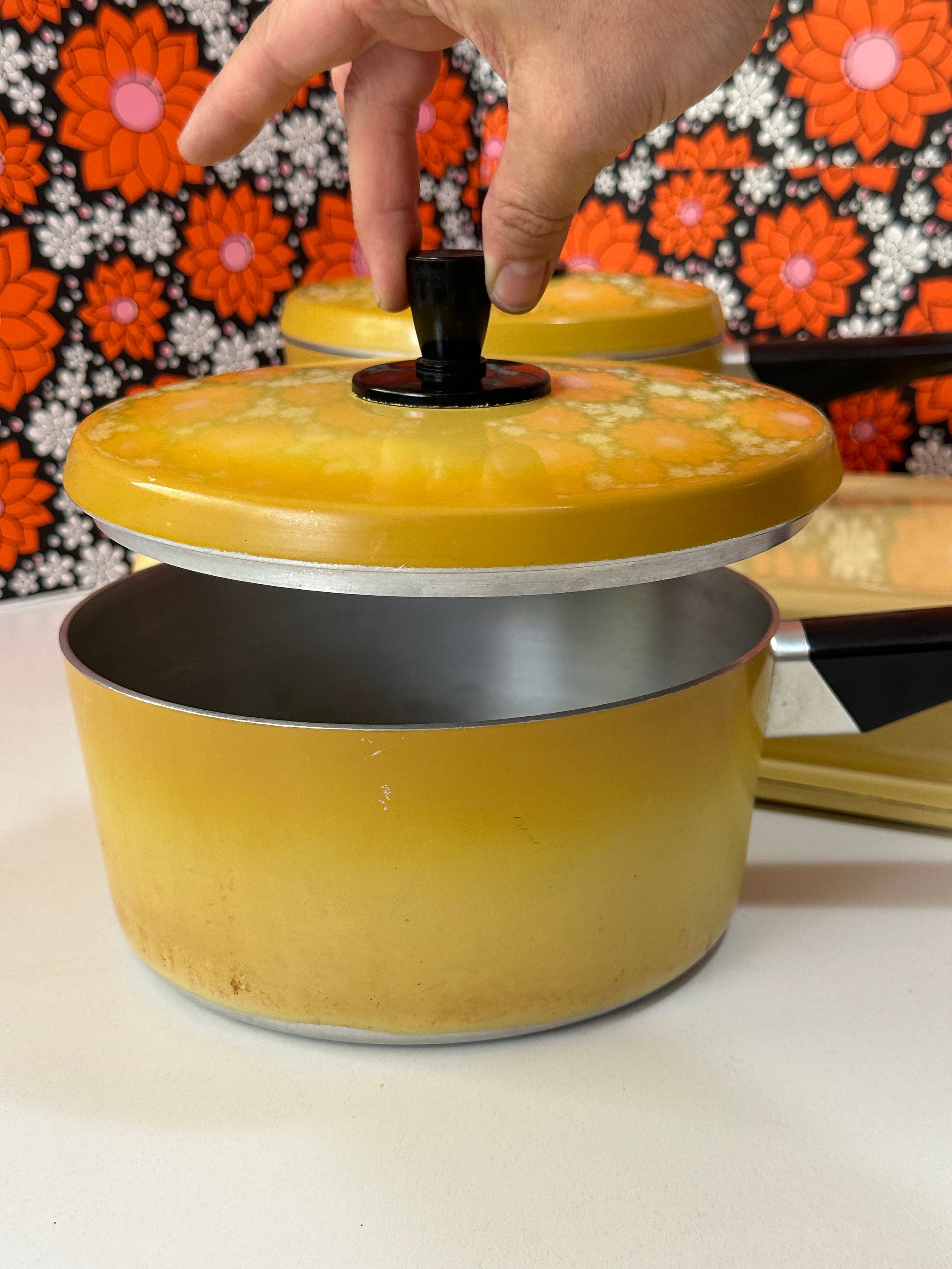 Vintage Kitchen Delights Yellow Pots With Lids 1.5 Qt & 2 Qt Sold as a ...