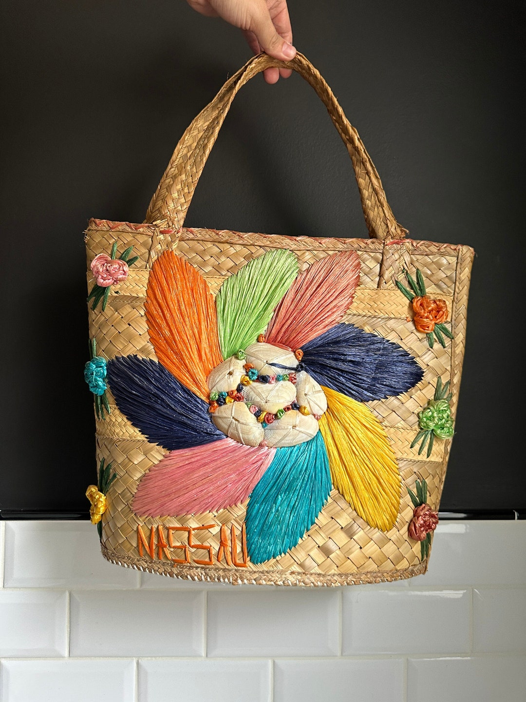 Vintage Bahamian Straw Bag With Straw Flowers and Real Shells Flower ...