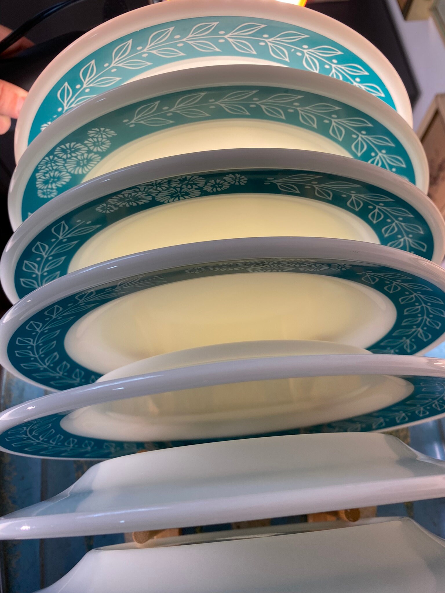 Vintage PYREX Set of 8 Turquoise Laurel Leaf Milk Glass 9 1960's Dinner ...