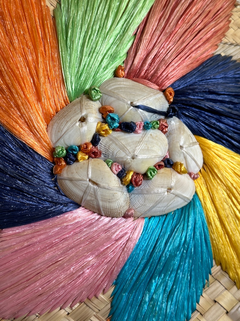 Vintage Bahamian Straw Bag With Straw Flowers and Real Shells Flower ...