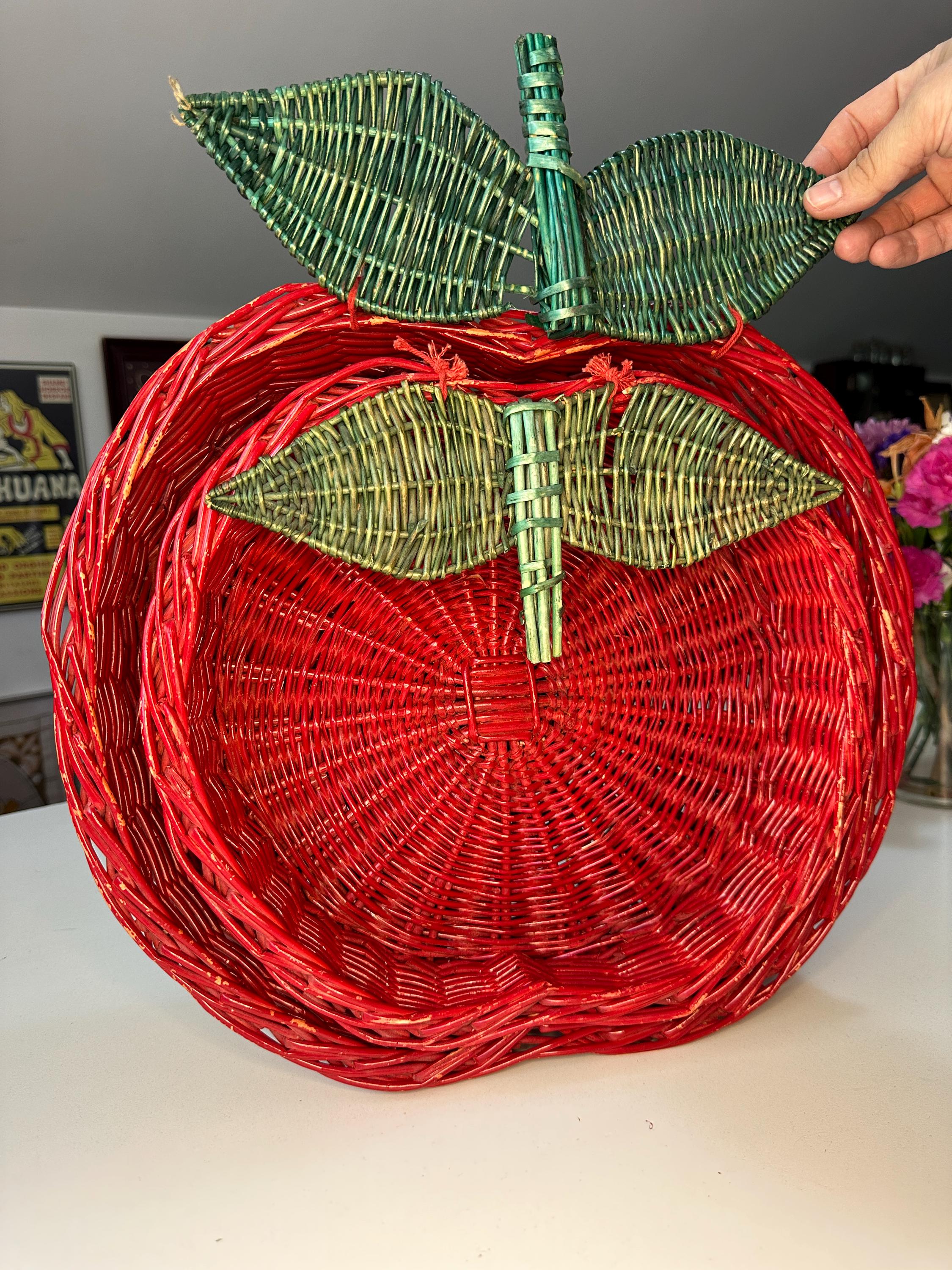 VINTAGE Cherry Wicker Nesting Baskets, Set of 2 - Etsy