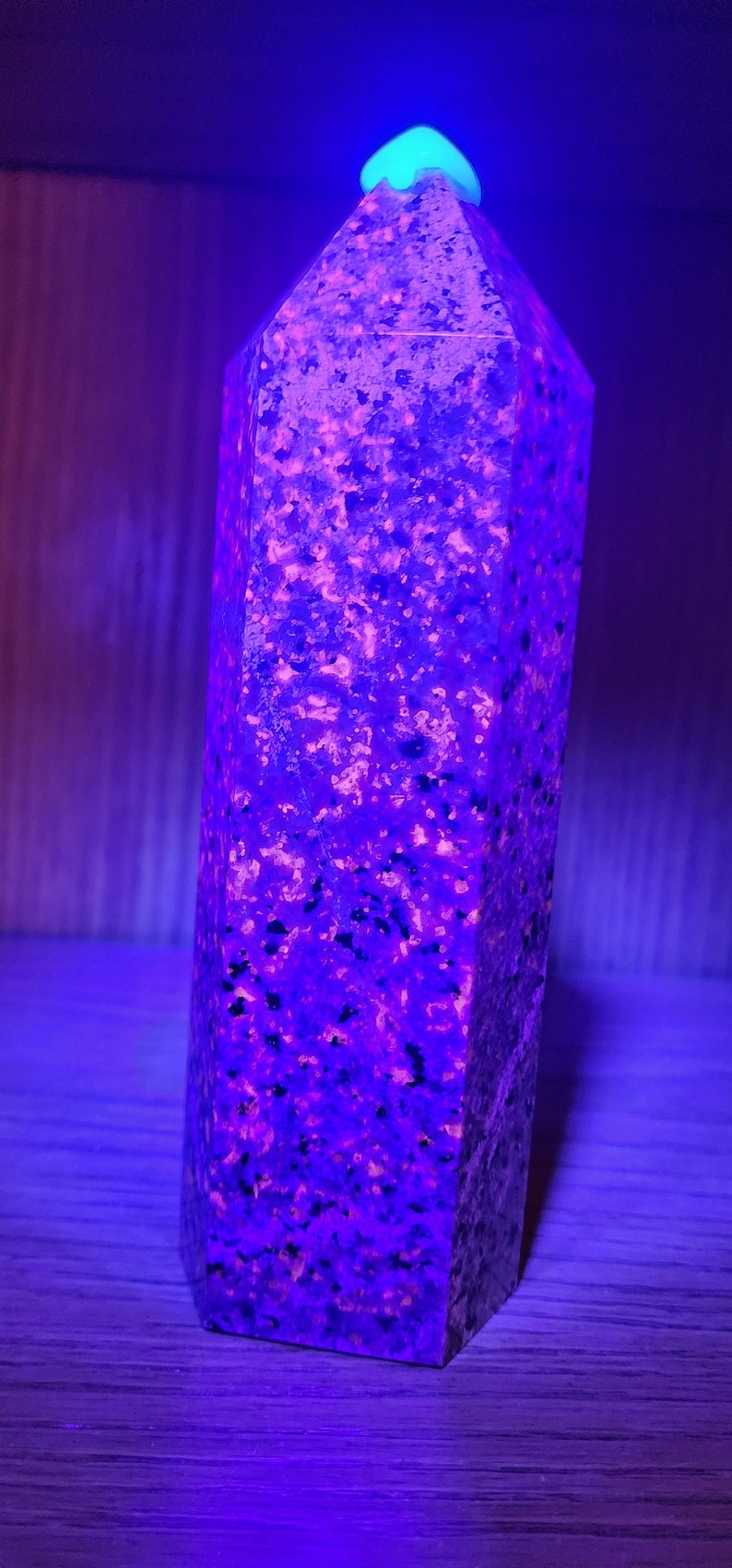 Yooperlite 8-inch Tower Over 2 Lbs! - Etsy