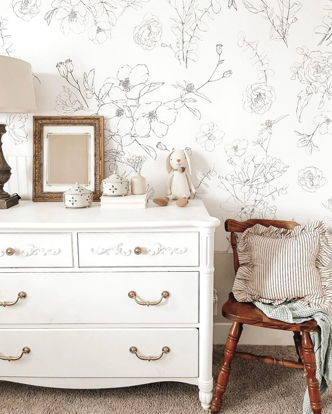 Lined Meadow Wallpaper - Etsy