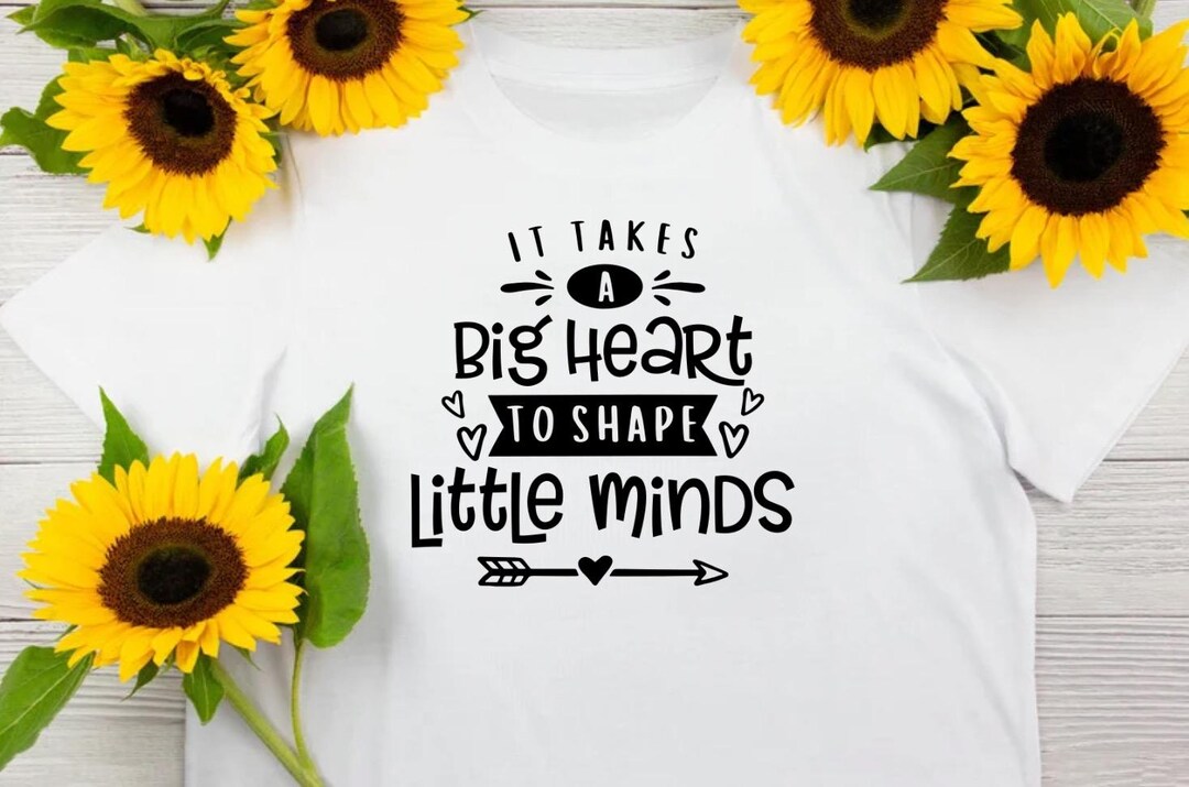 Teacher Big Heart SVG, T-shirt Design (digital Download) - Etsy