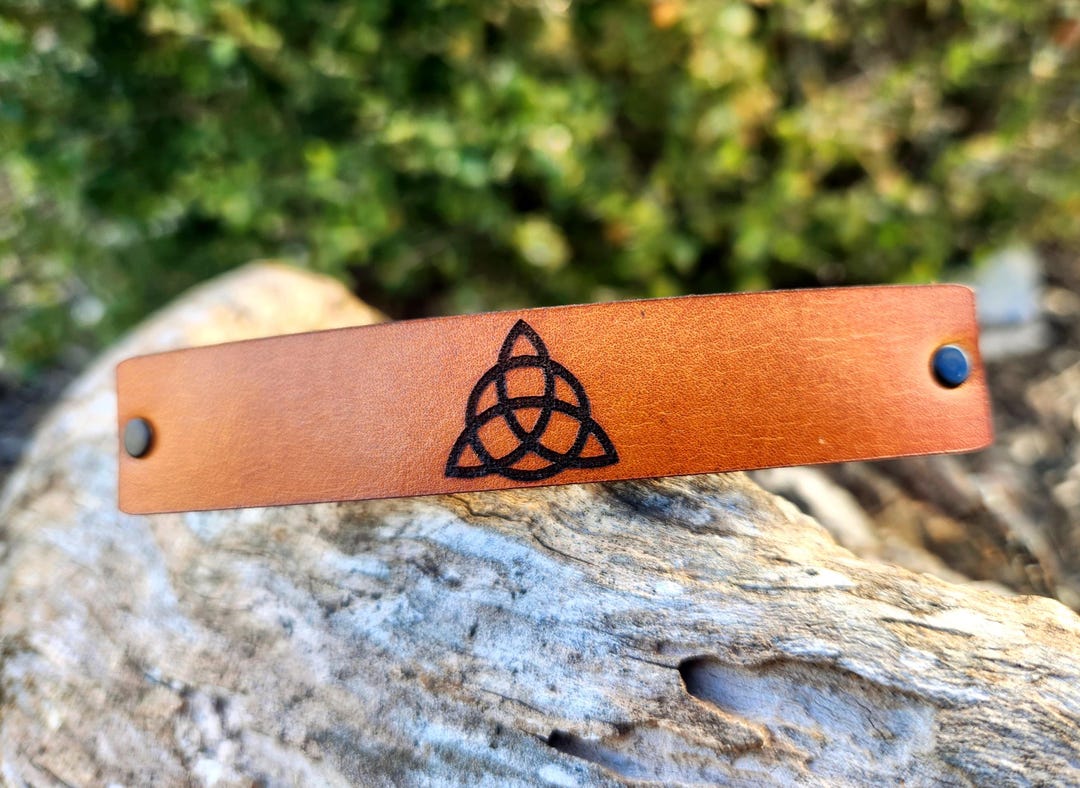 Celtic Triquetra Knot Handcrafted Leather Barrette - Unisex Barrette ...