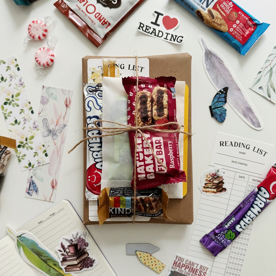 Blind Date With a Book Bundle, Mystery Book, Surprise Book, Treat ...