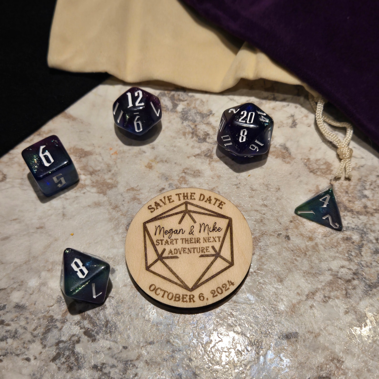 Personalized Fantasy D20 Save the Date Magnets - Etsy
