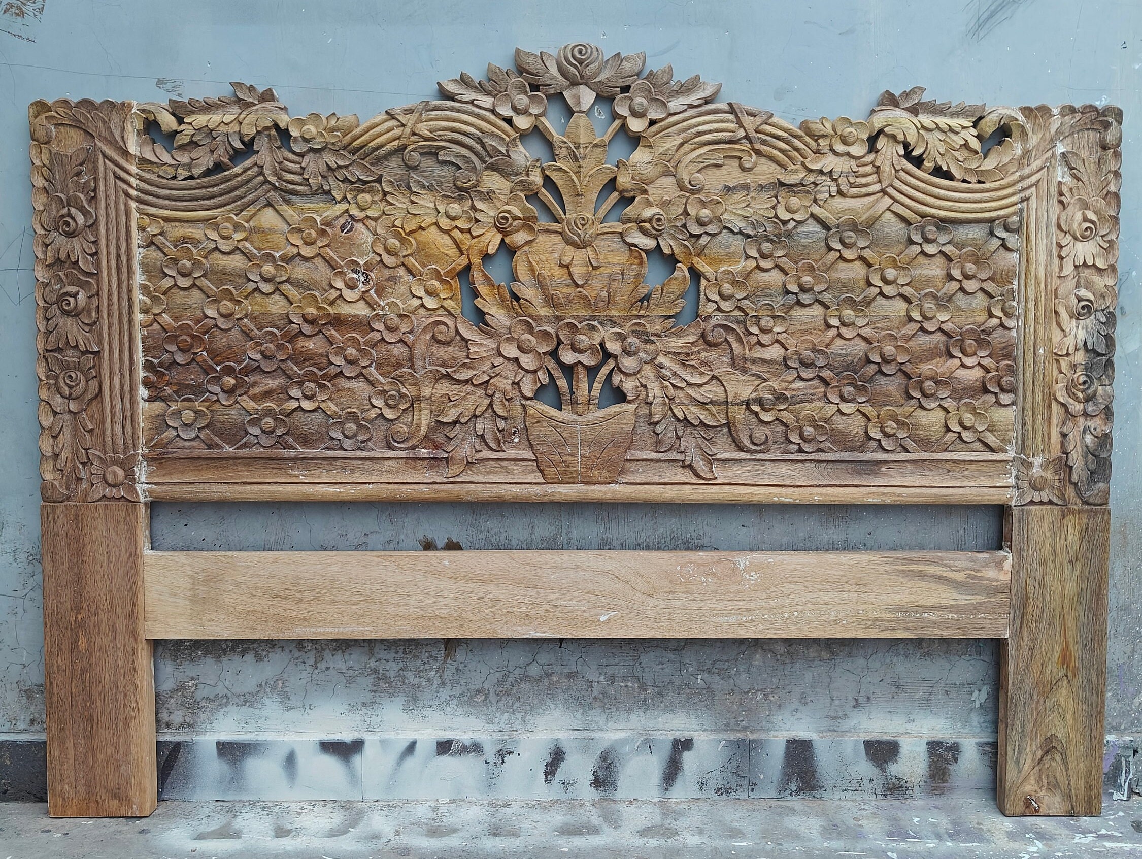 Hand Carved Wooden Bed Headboard Queen Size Home Decor Living Room Bed ...