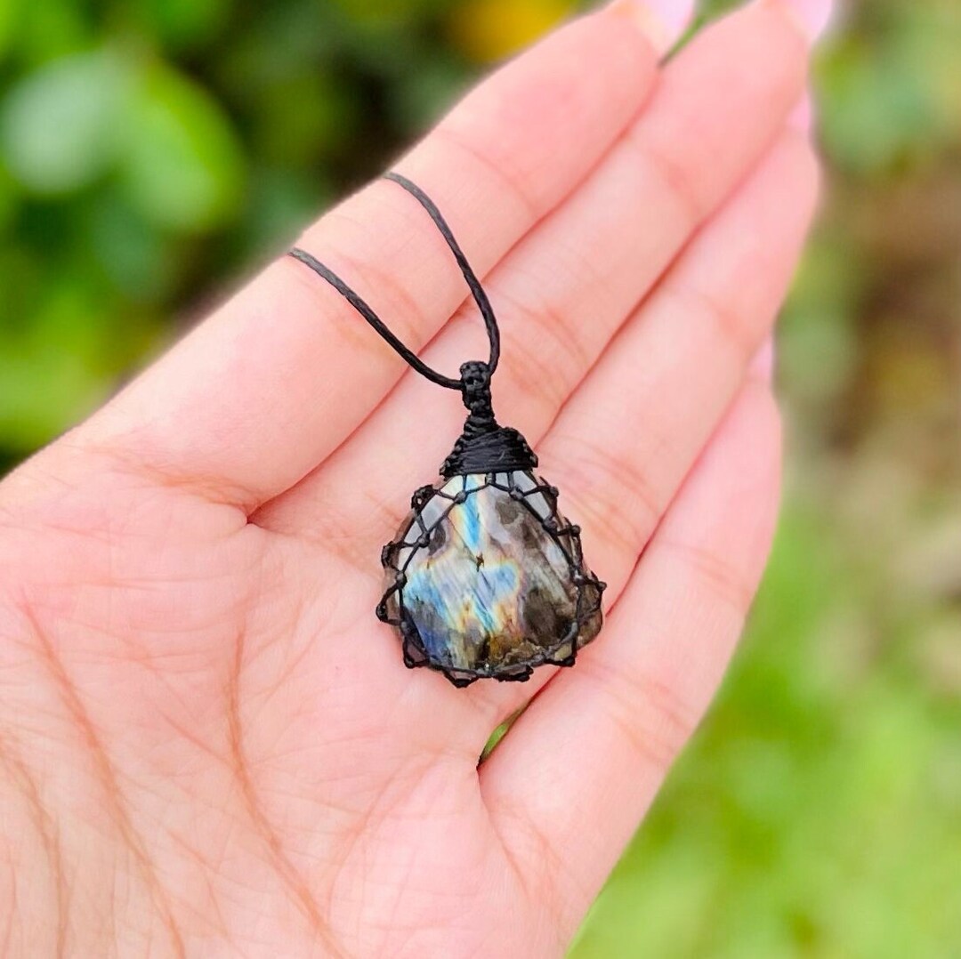 Labradorite Micro Macrame Pendant Necklace, Labradorite Micro Macrame Jewelry, Unisex Crystal ...