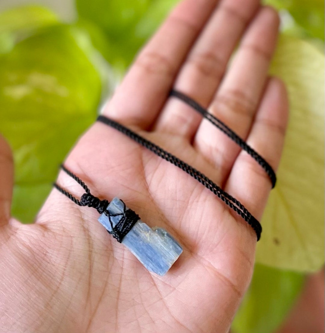 Natural Raw Blue Kyanite Micro Macrame Pendant Necklace, Raw Blue Kyanite Macrame Jewelry ...
