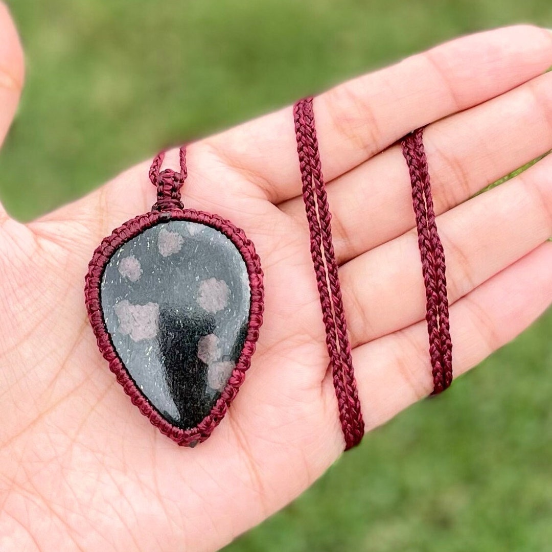 Arfvedsonite Garnet Macrame Pendant Necklace, Arfvedsonite Garnet ...