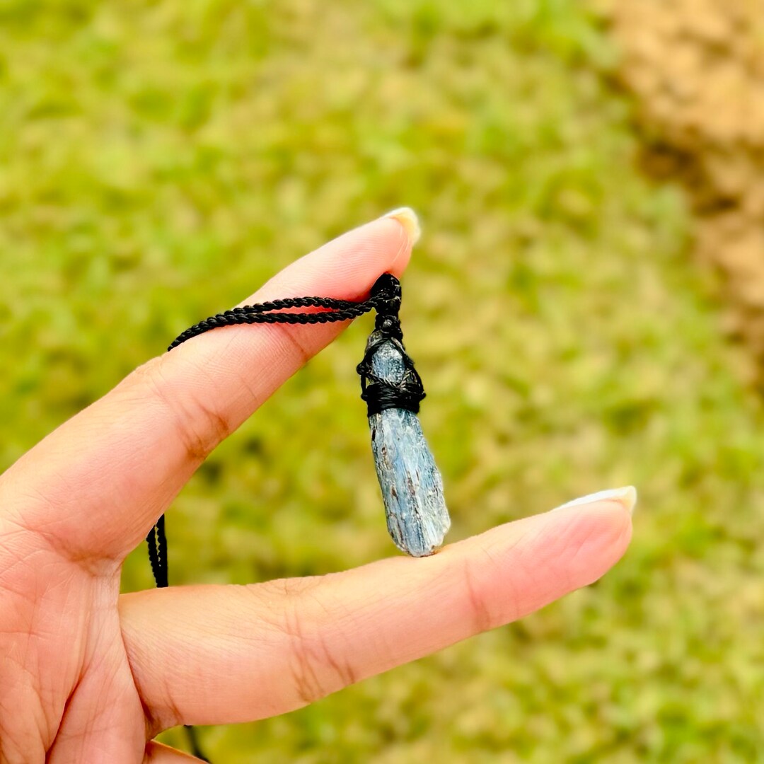 Raw Blue Kyanite Micro Macrame Pendant Necklace, Raw Blue Kyanite Macrame Jewelry, Unisex ...