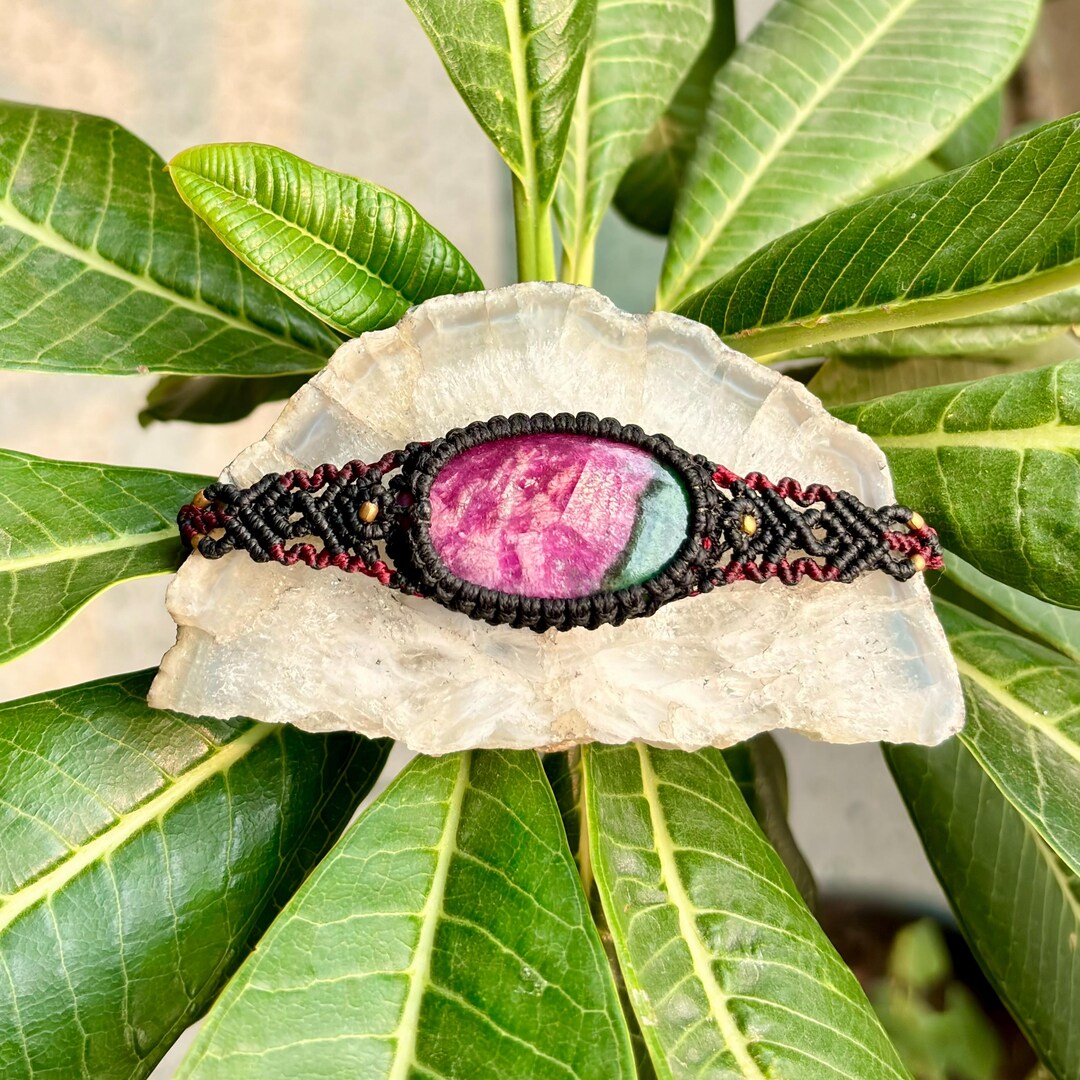 Natural Flashy Ruby Zoisite Micro Macrame Crystal Bracelet, Unisex ...