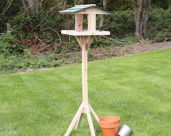 Free Standing Bird House - Etsy UK