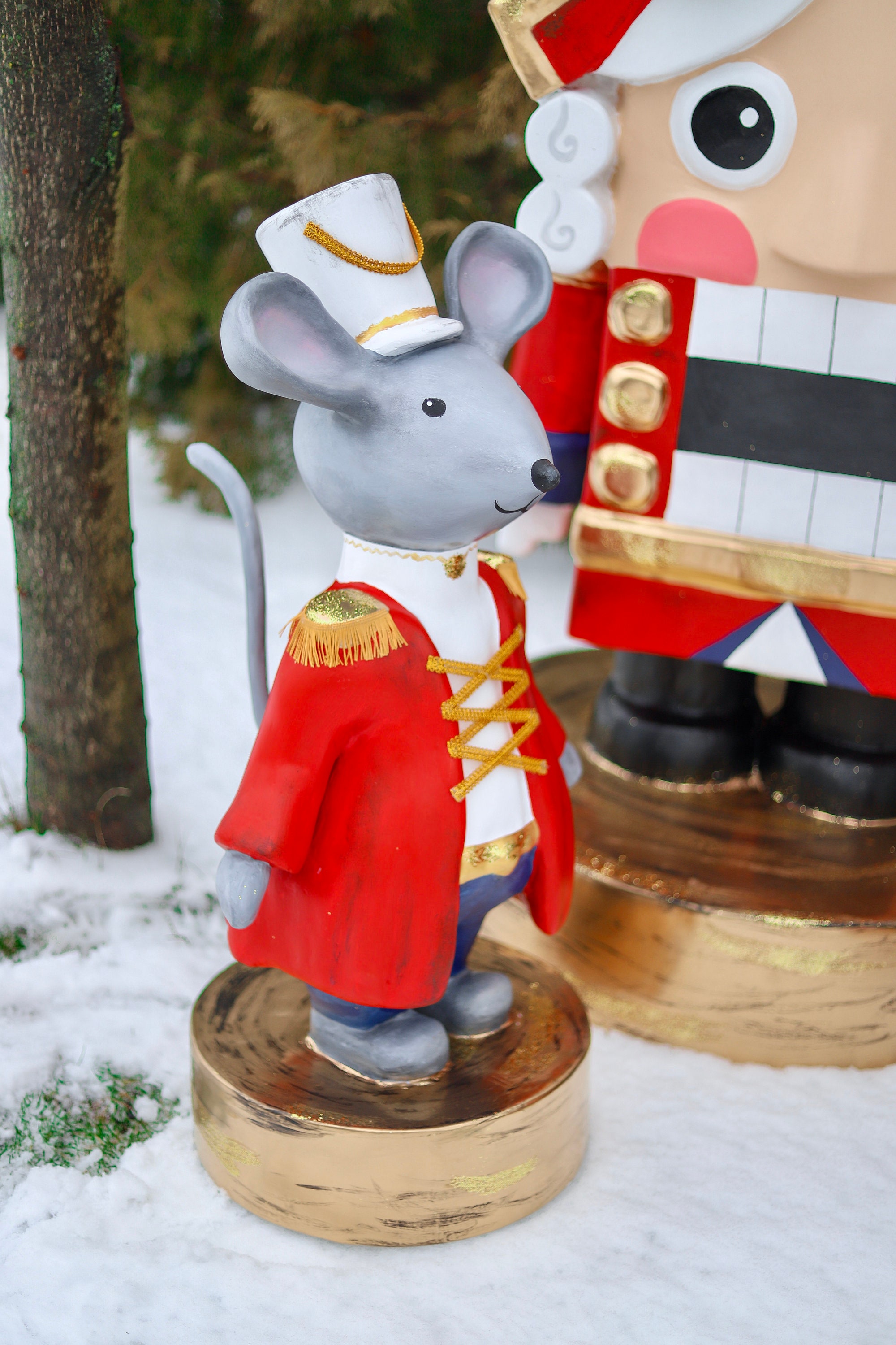 Giant Nutcracker and 2 Mice Christmas Sculptures - Outdoor and Durable ...