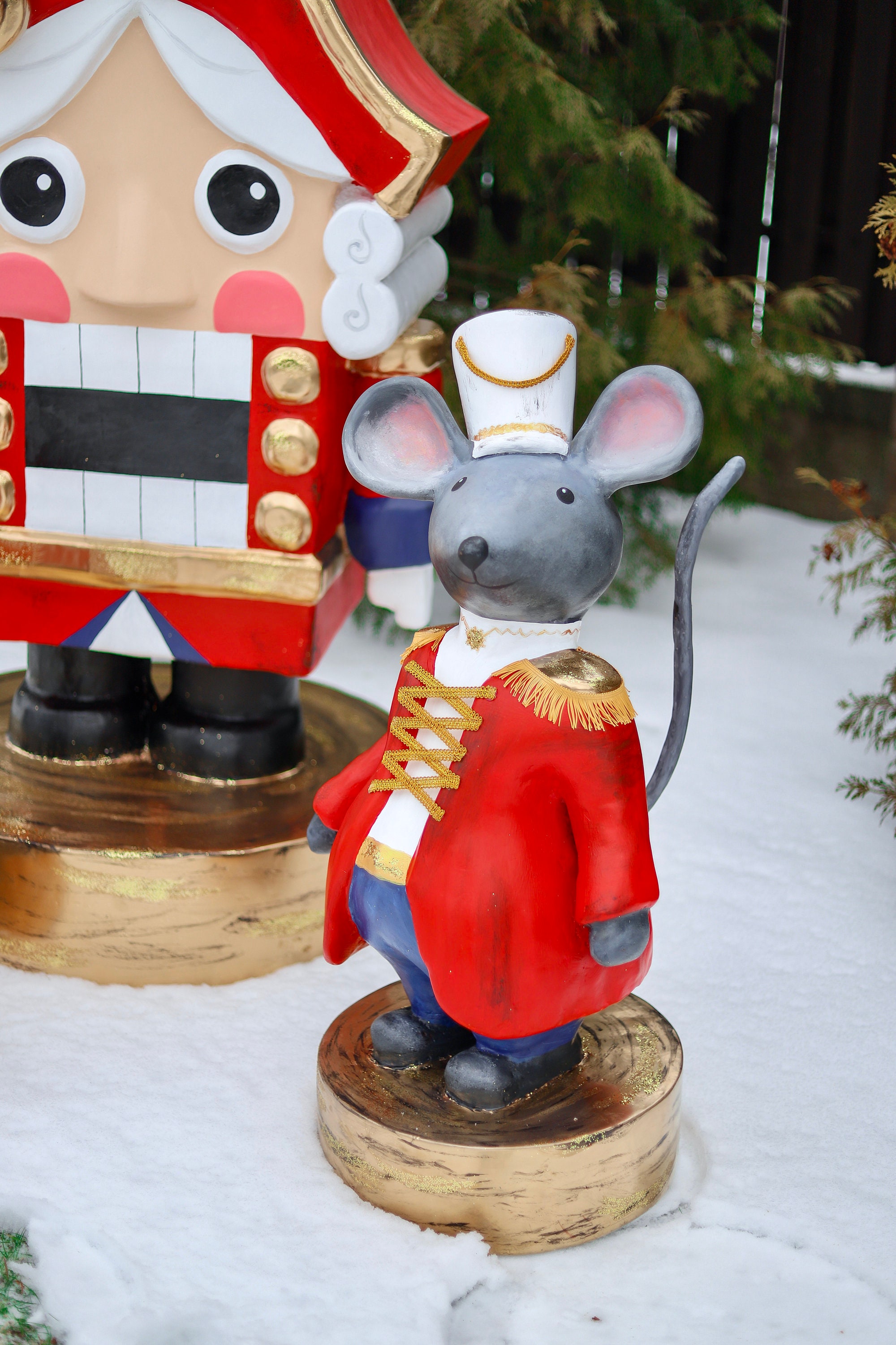 Giant Nutcracker and 2 Mice Christmas Sculptures - Outdoor and Durable ...