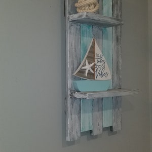 Rustic Pallet Shelf - Etsy