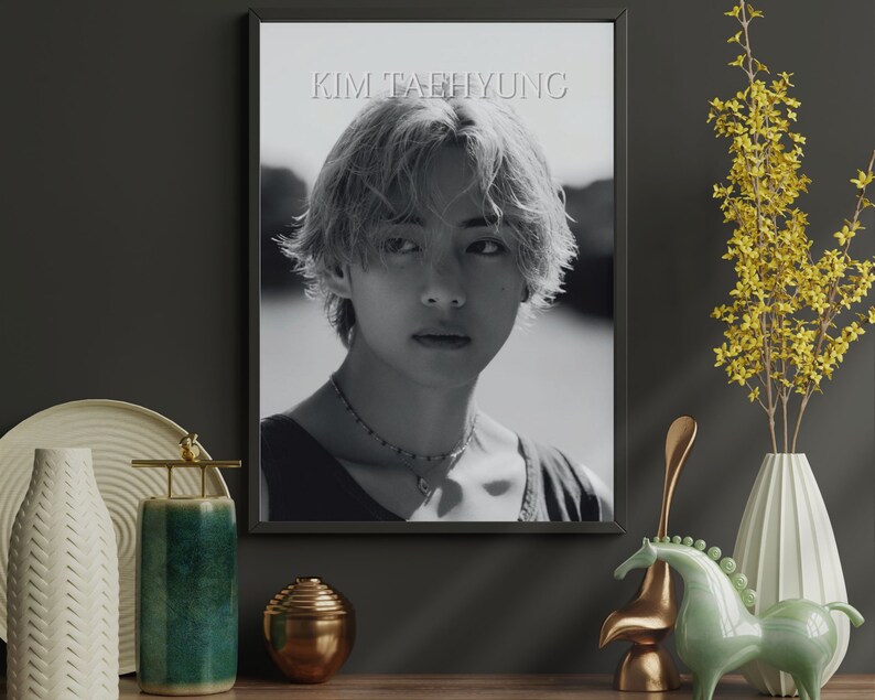BTS V Spotify Poster Set BTS Kim Taehyung Layover Inspired - Etsy