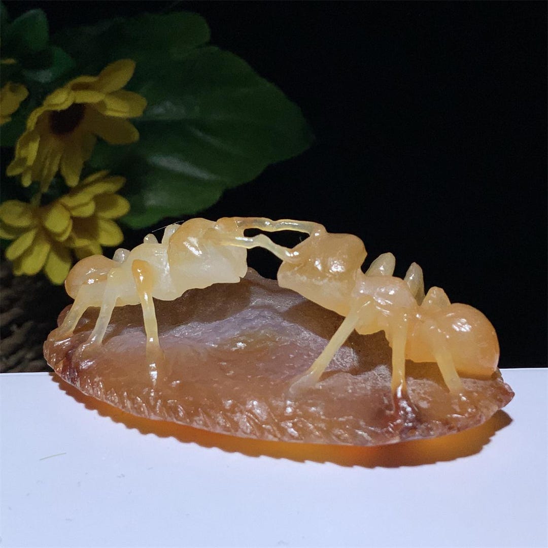 Hand-carved Carnelian Ants on a Leaf, Spider Figurine, Animal Statue ...
