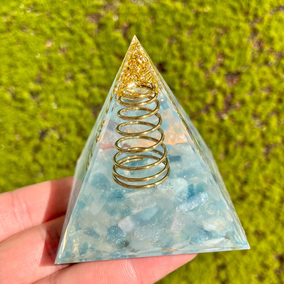 Aquamarine Orgone Pyramid – 6cm Healing Energy Tool for Meditation ...