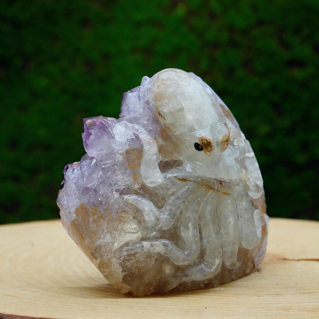 Hand-carved Amethyst Octopus Sculpture: Spiritual Healing Decor - Etsy