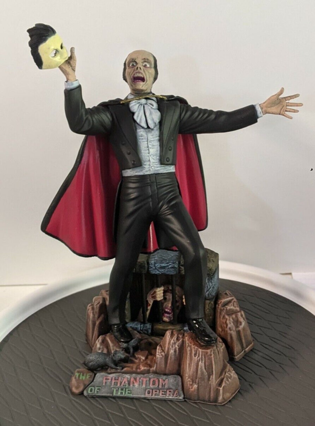 Original 1963 Aurora the Phantom of the Opera Model Airbrushed Painted ...