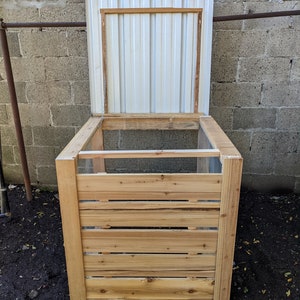 Beautiful Cedar Compost Bins, Create Your Own Garden Fertilizer, Humus ...