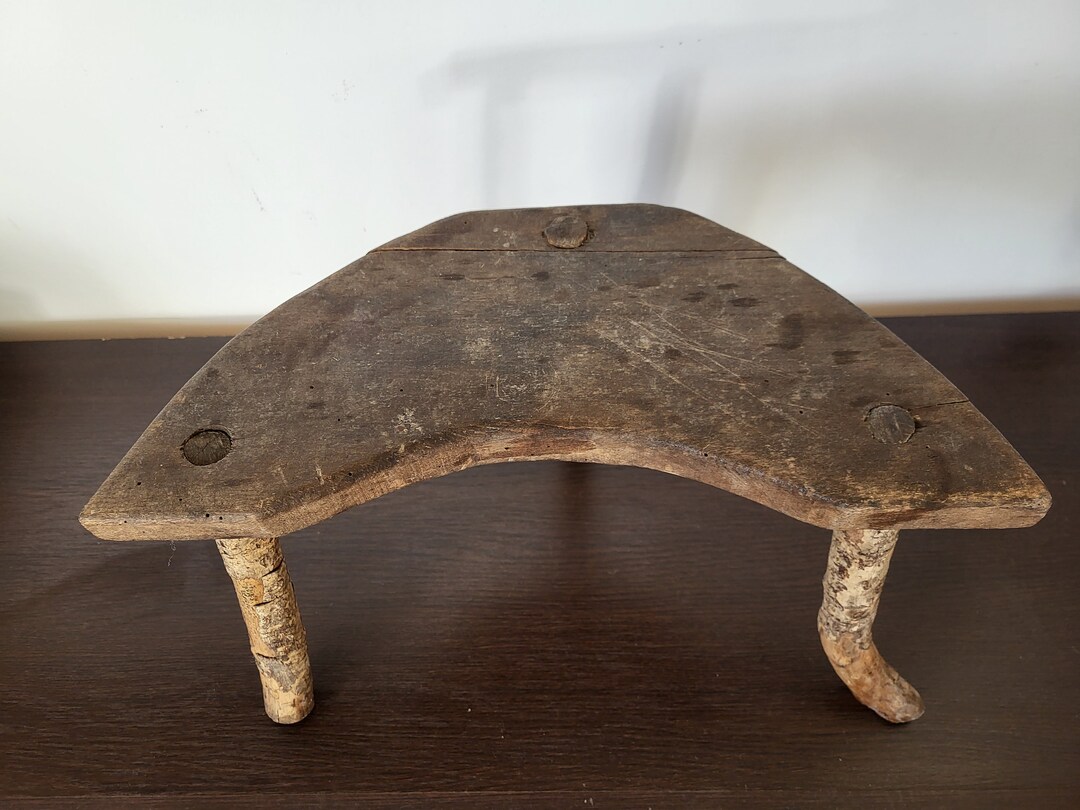 Antique Three Legged Small Stool , Primitive Rustic Wooden Stool ...