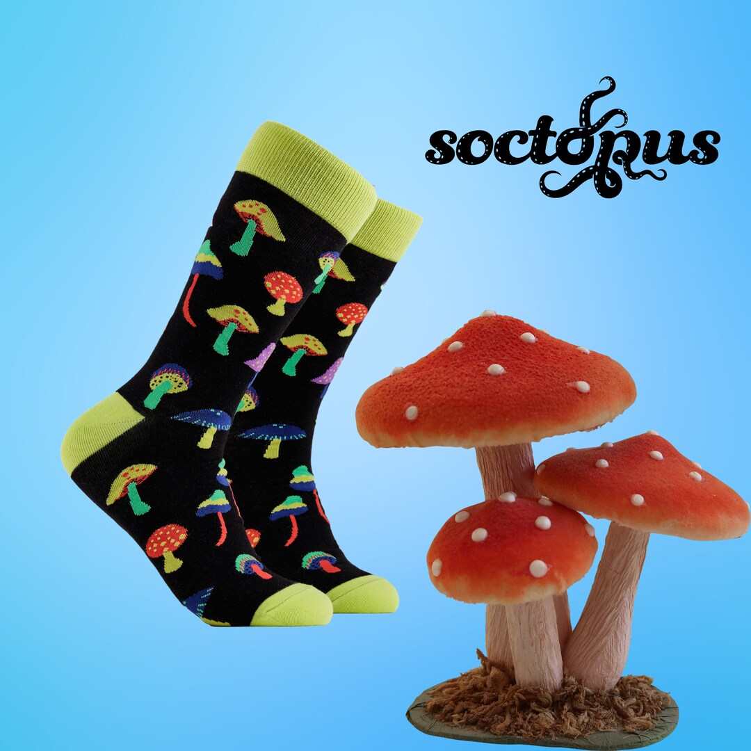 Mushroom Trippin' Socks Psychedelic Mushroom Socks Mushroom Gifts Socks ...