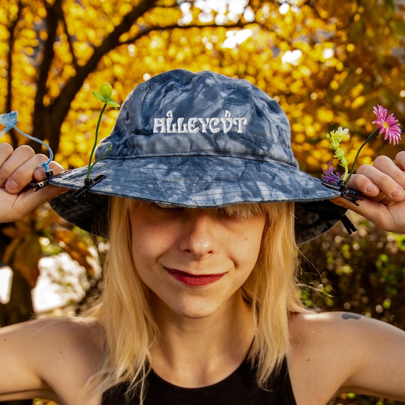 Alleycvt Merch - Etsy