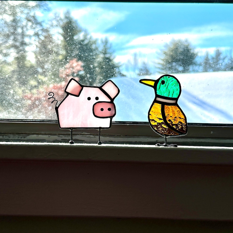 Stained Glass Pig Suncatcher/ Whimsical Windowsill Figurine or Tabletop ...