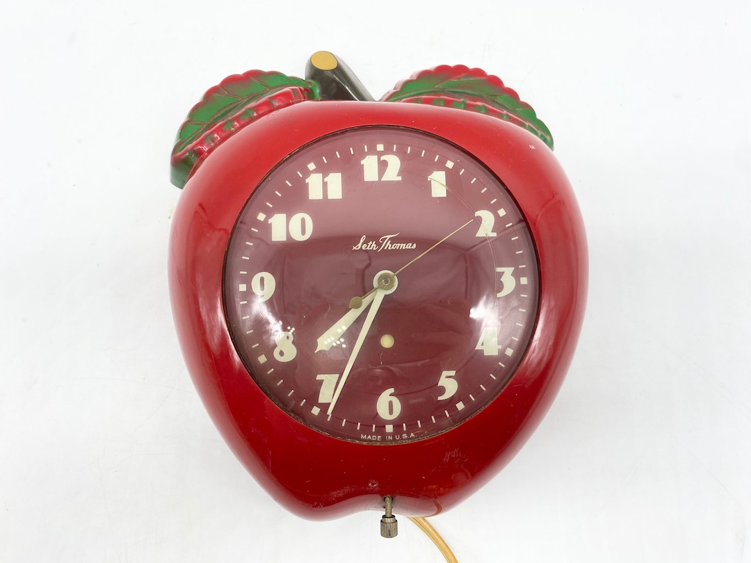 Vintage 1950s Seth Thomas Red Apple Wall Clock - Etsy