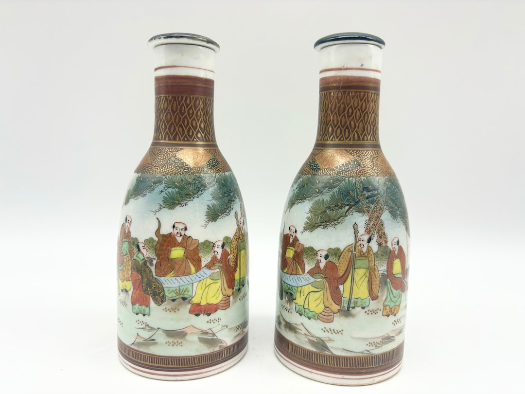 Pair of Japanese Saki Bottles - Etsy