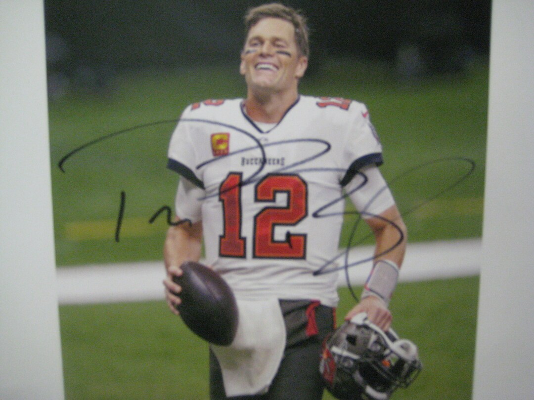 Tom Brady Tampa Bay Buccaneers Hand Signed 8x8 Photo W/coa & Matching ...