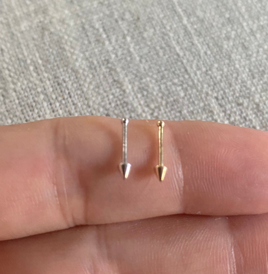 14K Solid Gold Nose Stud With Arrow, Bone Nose Stud, Classic Gold Nose Ring With Arrow - Etsy