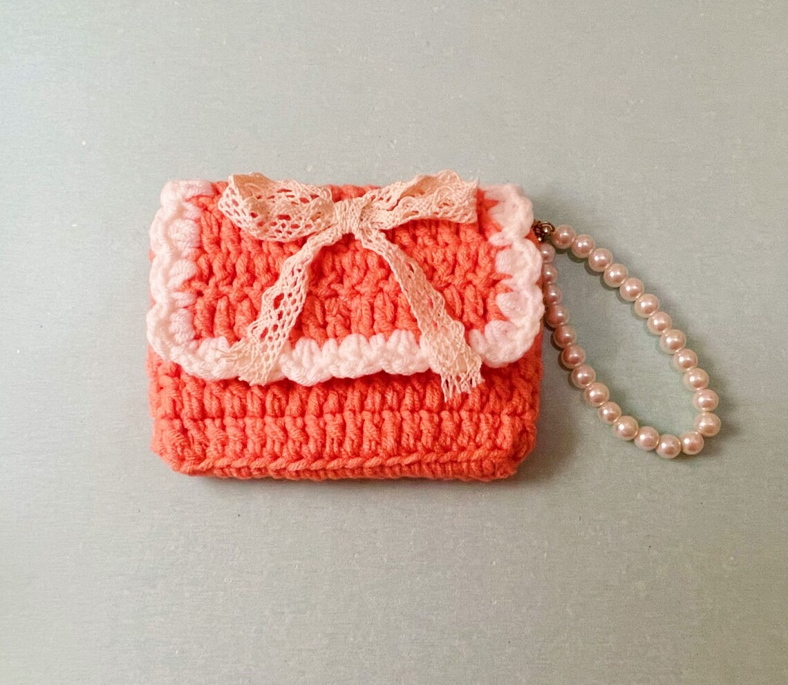 Crochet Bow Tie and Pearl Chain Pouch Cards Holder Coins Purse Pouch ...