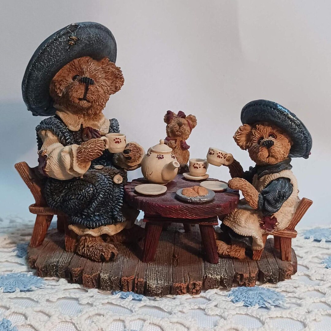 Boyd's Bears & Friends, Catherine and Caitlin Berriweather and Little ...