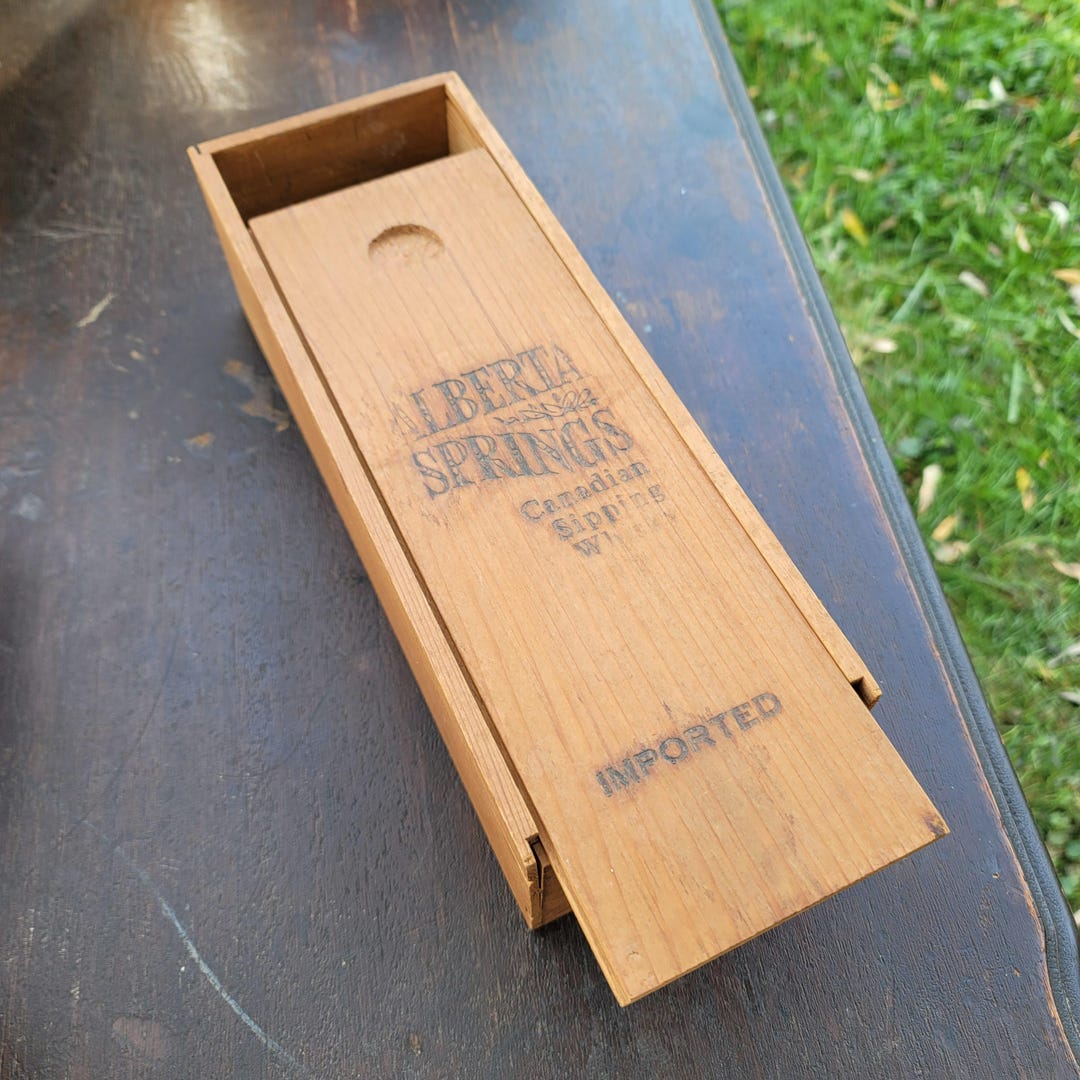 Vintage Whiskey Shipping Box. Wooden Whiskey Crate, Rustic Bar Decor ...