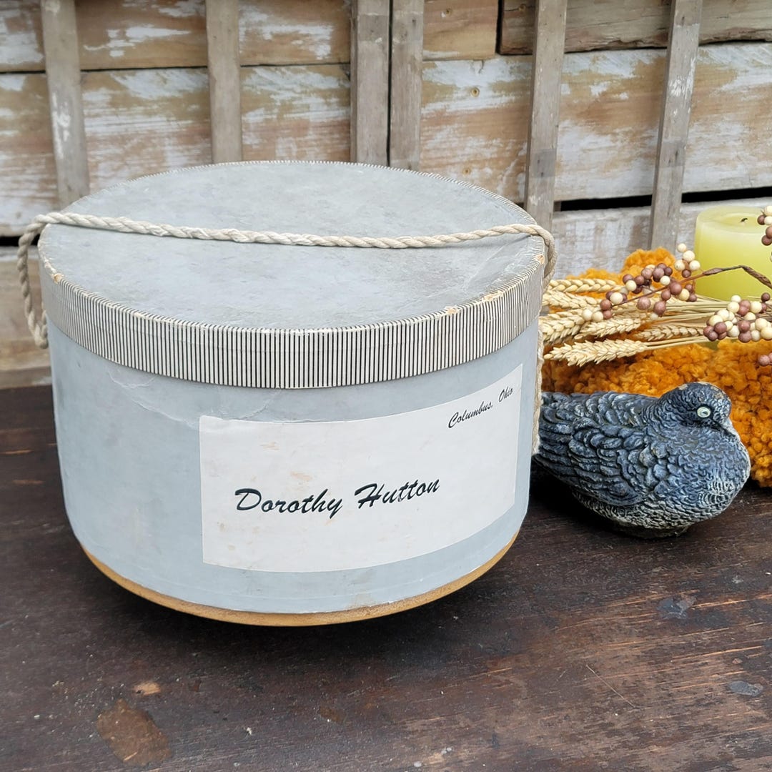 Vintage Powder Blue Hat Box by Dorothy Hutton, Columbus Ohio, Round ...