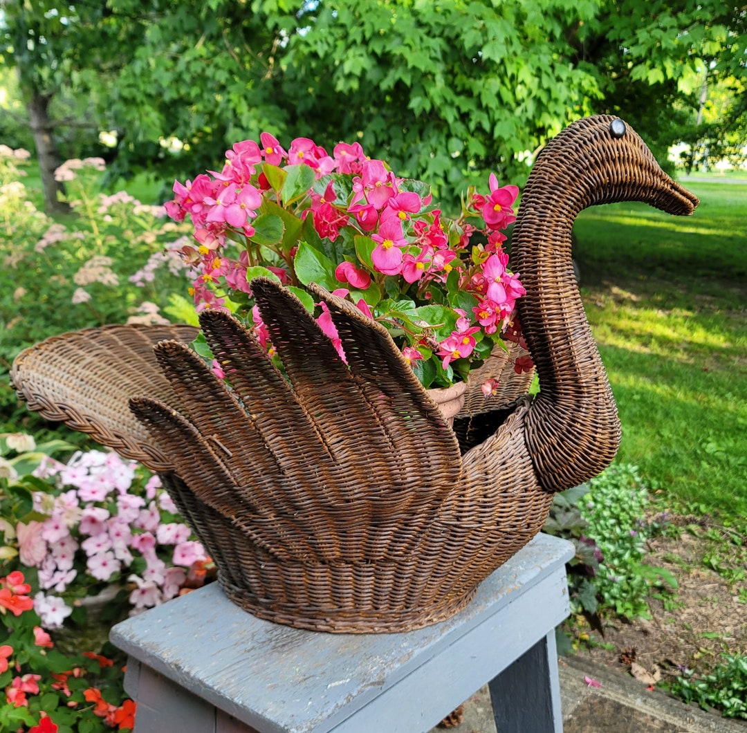 Vintage 30 Inch Swan Wicker Planter Basket Brown Extra Large Wicker ...