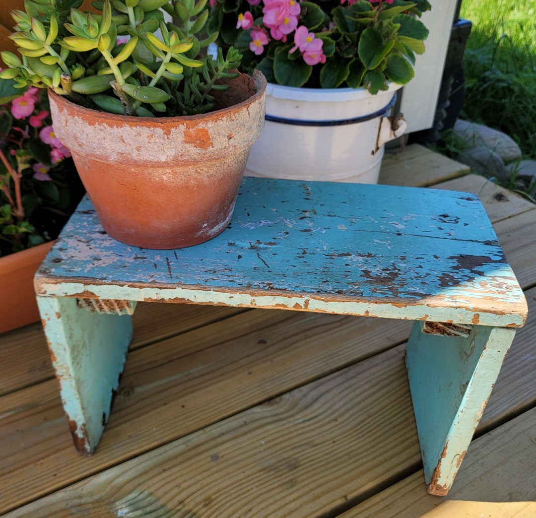 Vintage Rustic Stool Light Blue Aqua Painted Wooden Decor Stool Pretty ...