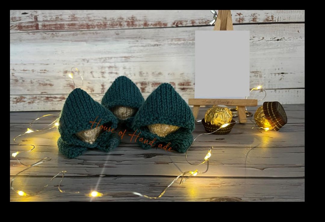 Hooded Cloak Ferrero Rocher Cover Knitting Pattern - Etsy UK