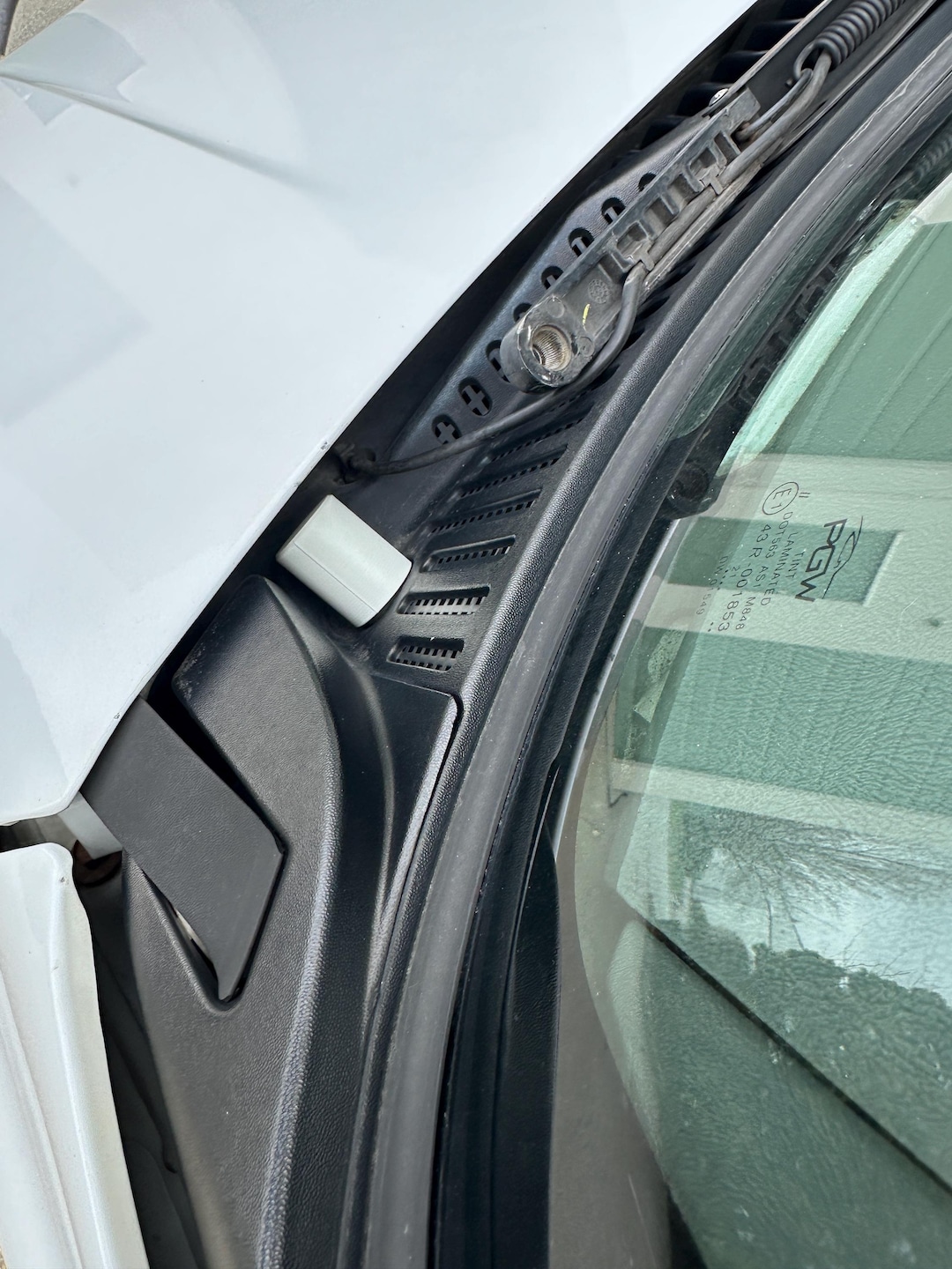 3D Printed Wiper Delete Post Cap: GMC Sierra, Chevy Silverado (99-06 ...