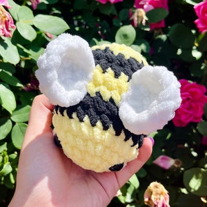 Crochet Pattern - Classic Bumble Bee - Etsy