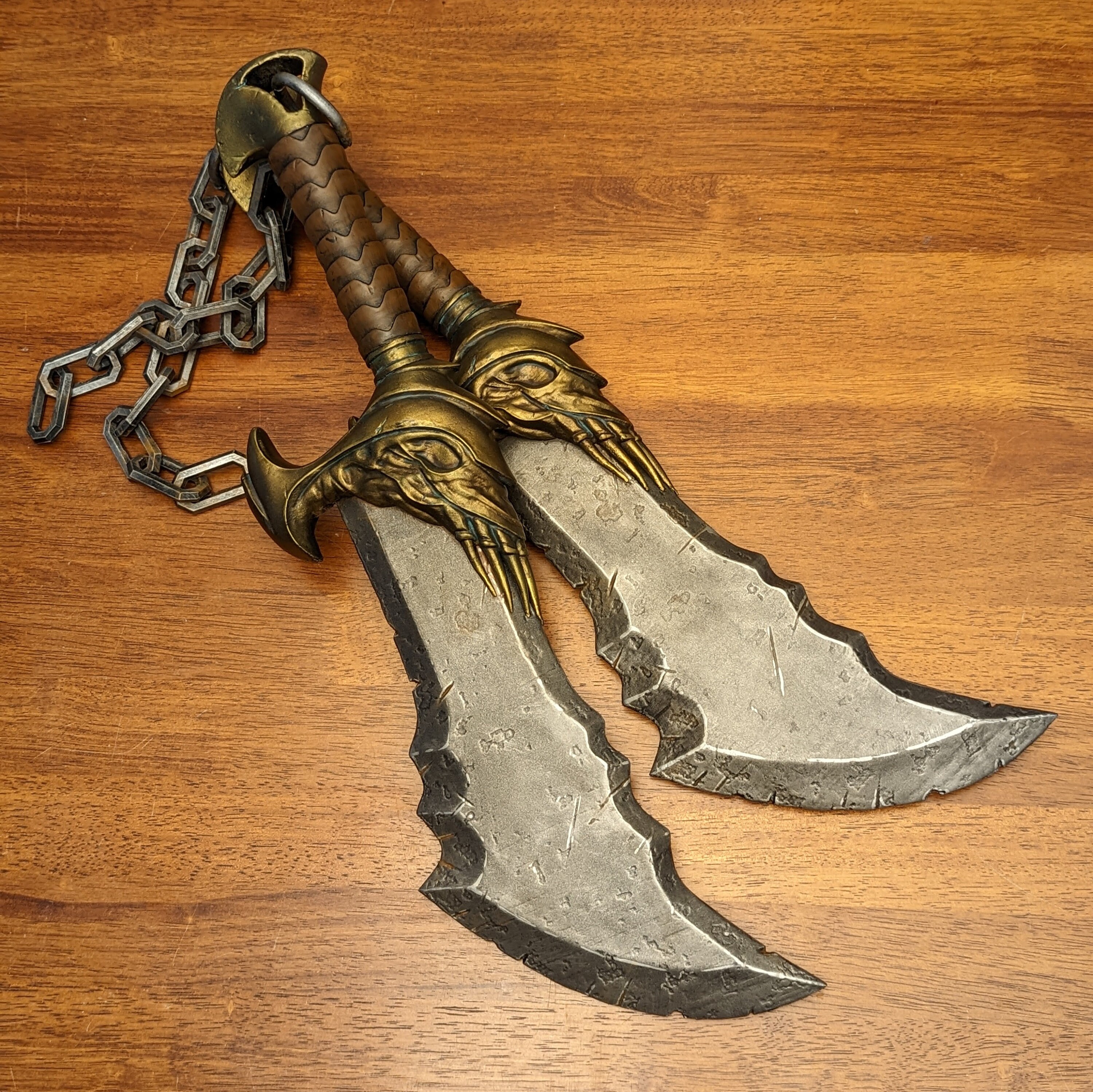 Kratos' Blades of Chaos - God of War. 3D Printed Replica for Cosplay or ...