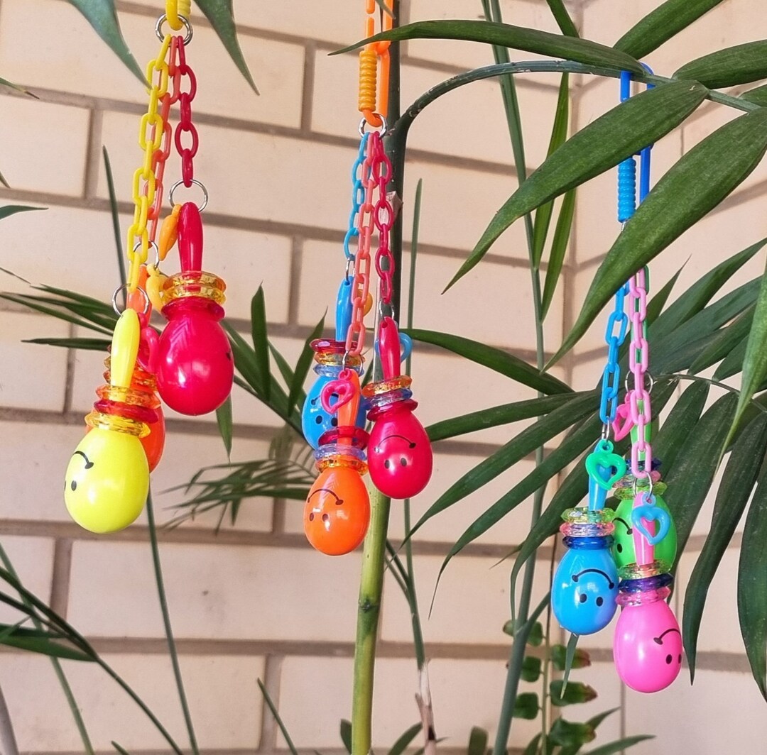 Mad Maracas - Etsy