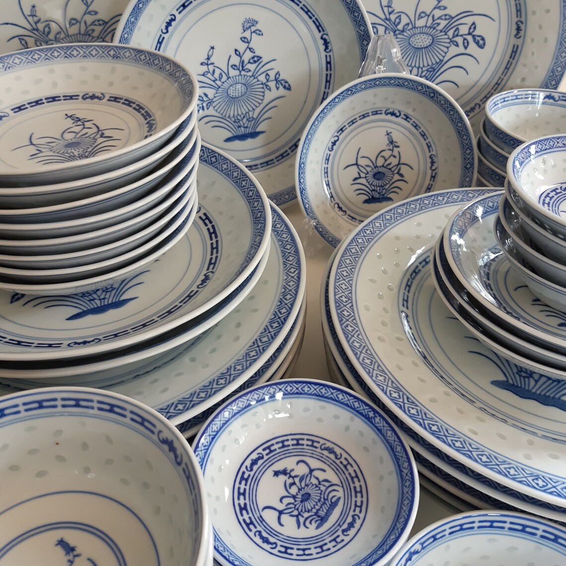Vintage Chinese Open Carved Rice Grain Porcelain Blue and White ...