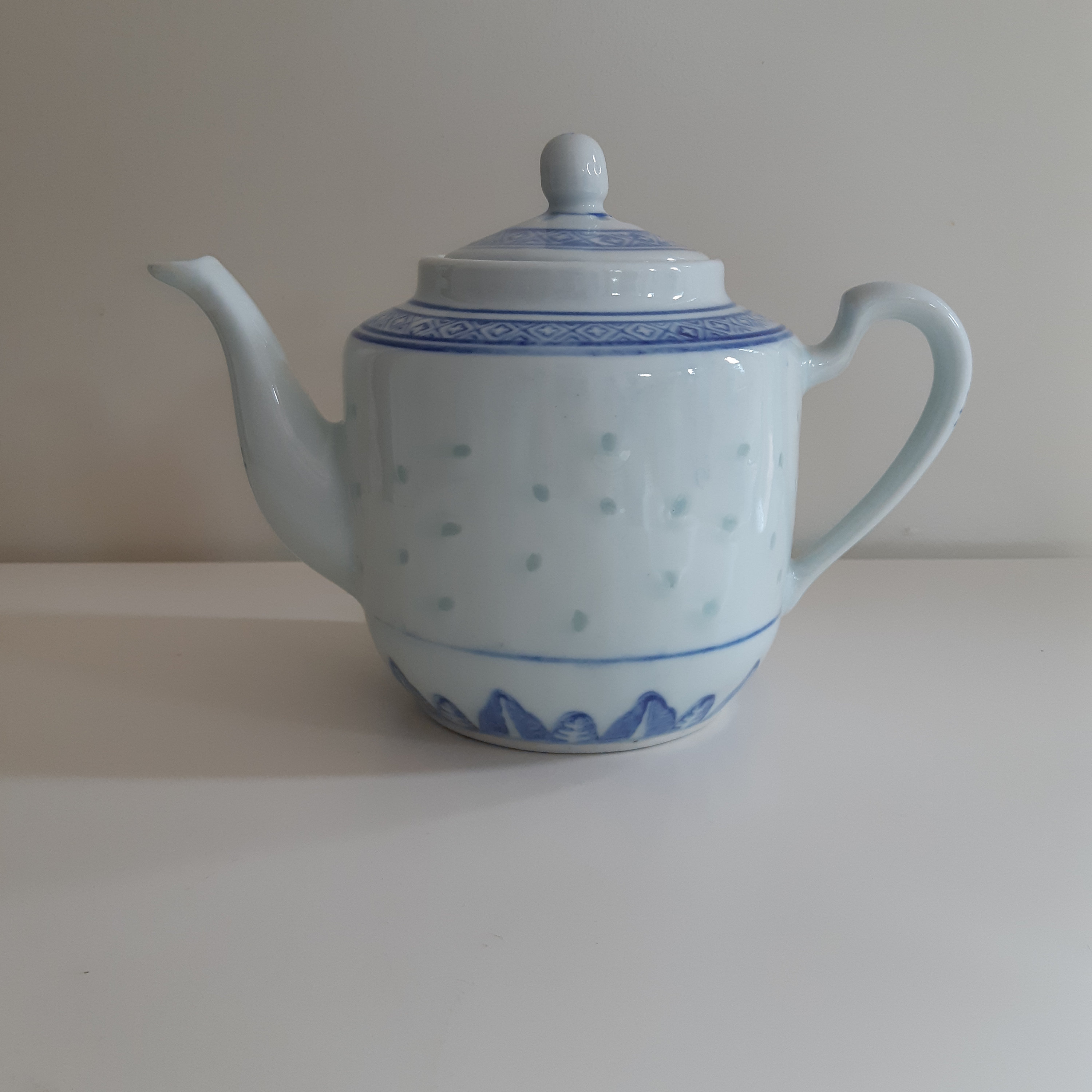 Vintage Chinese Rice Grain Porcelain Teapot and 8 Cups With Dragon ...